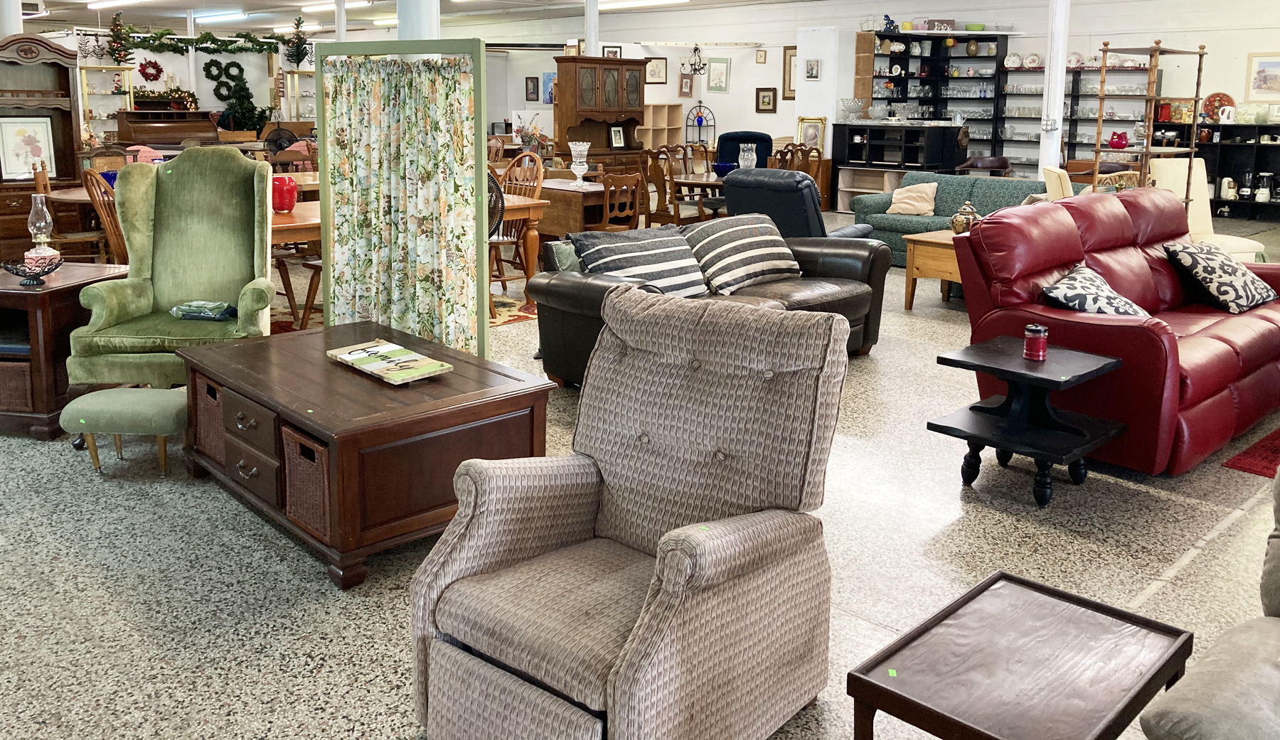 Blue Bird Market has a new ‘nest’; Opens on Saturday after being closed ...