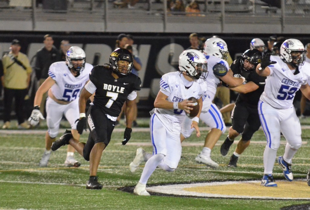 Boyle gets off the mat to edge LCA | The Advocate-Messenger